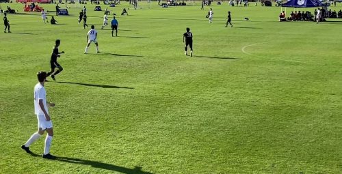 Scan the field like a pro [soccer / football] - video