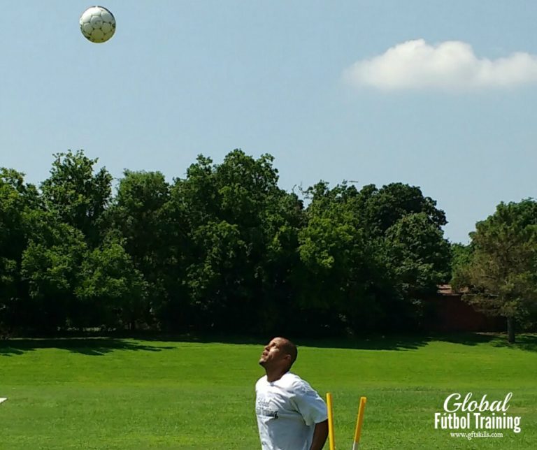 Chesting the ball in soccer [3 key tips] - video examples